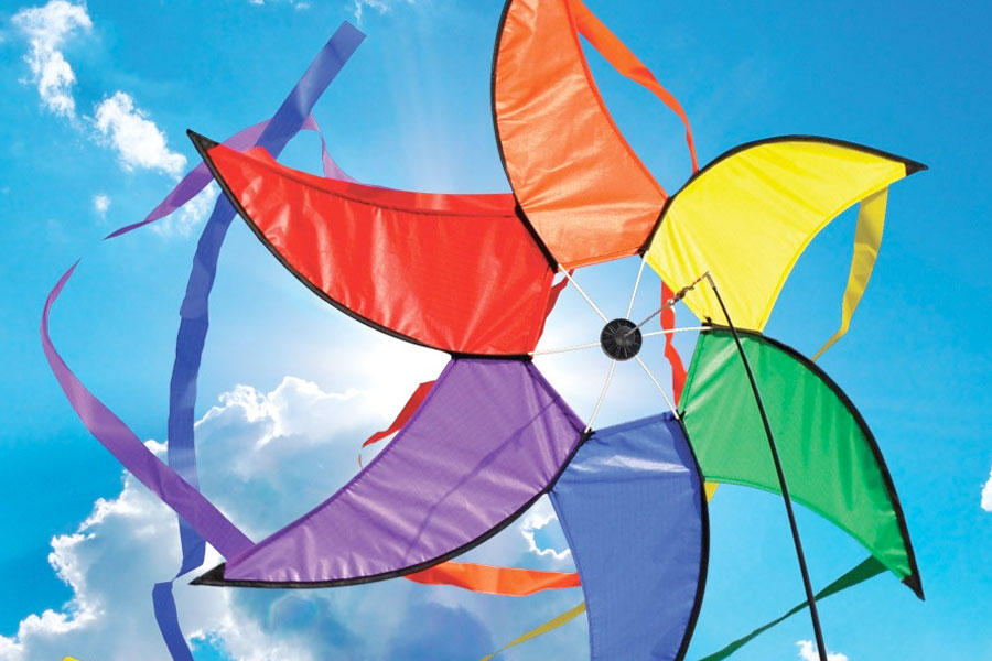 Star Spinning Windwheel Windsock | Long streamers